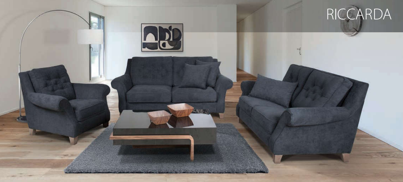 Триместен диван Riccarda с механизъм за разтягане - Топ Цени | Мебели Онлайн Orhideamebel.com